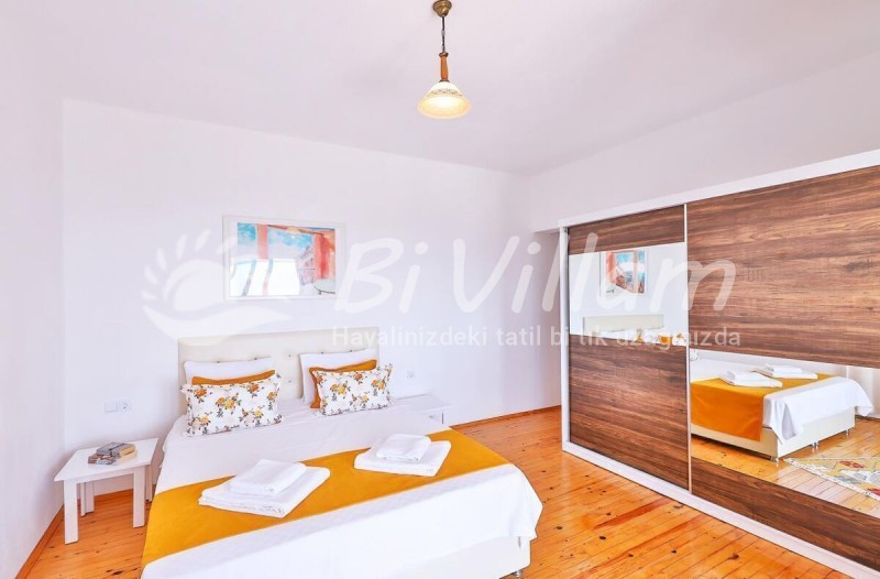 Villa Asfina Deniz Manzaralı 7 Kişilik Villa