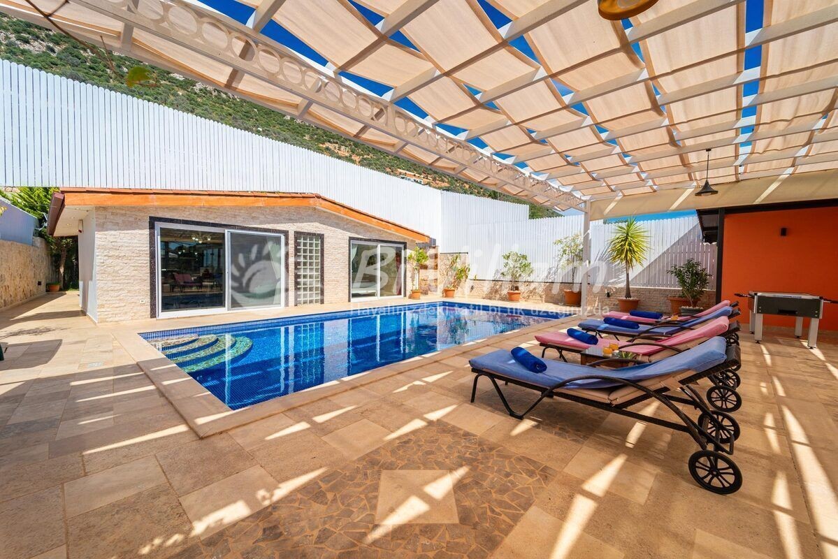 Villa Felix 4 Kişilik Muhafazakar Villa